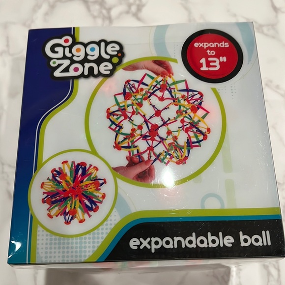 Amazon | Toys | Nib Giggle Zone Expandable Ball Expands To 3 Multi ...